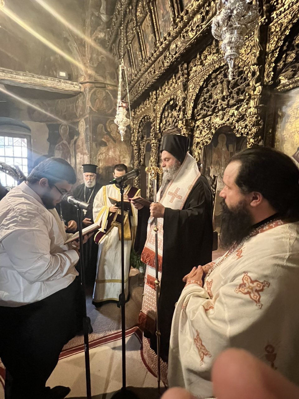 ΑΝΑΣΤΑΣΙΜΟΣ ΕΣΠΕΡΙΝΟΣ - ΜΟΝΑΧΙΚΗ ΚΟΥΡΑ - Ιερά Μητρόπολις Ιωαννίνων